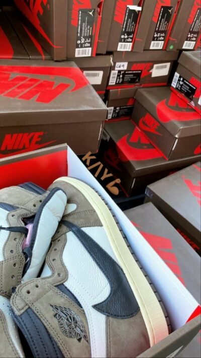 Authentic Nike Sneakers Pallets - Pallets Liquidation